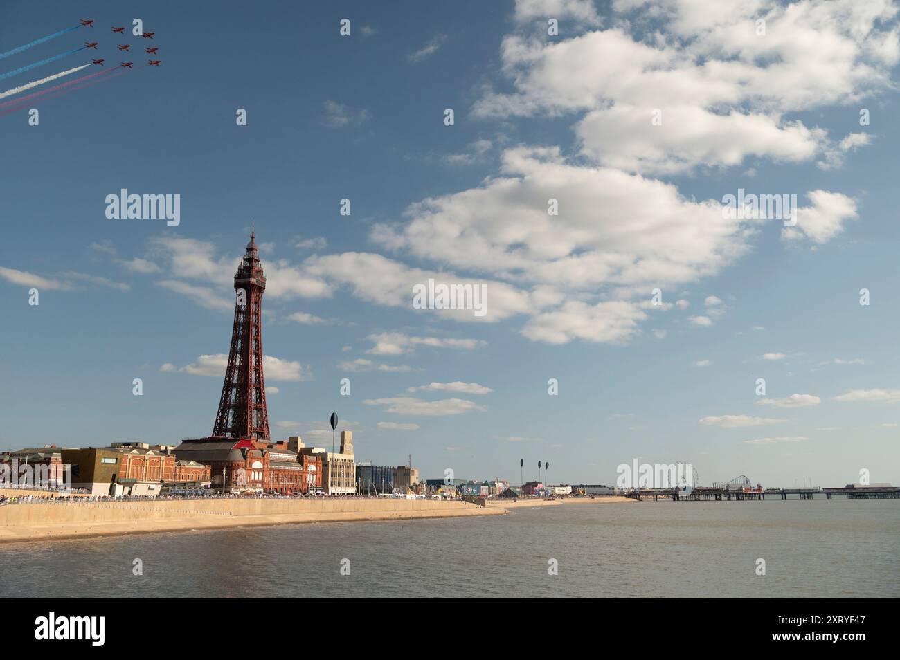 Red arrows over blackpool tower hi-res stock photography and images - Alamy