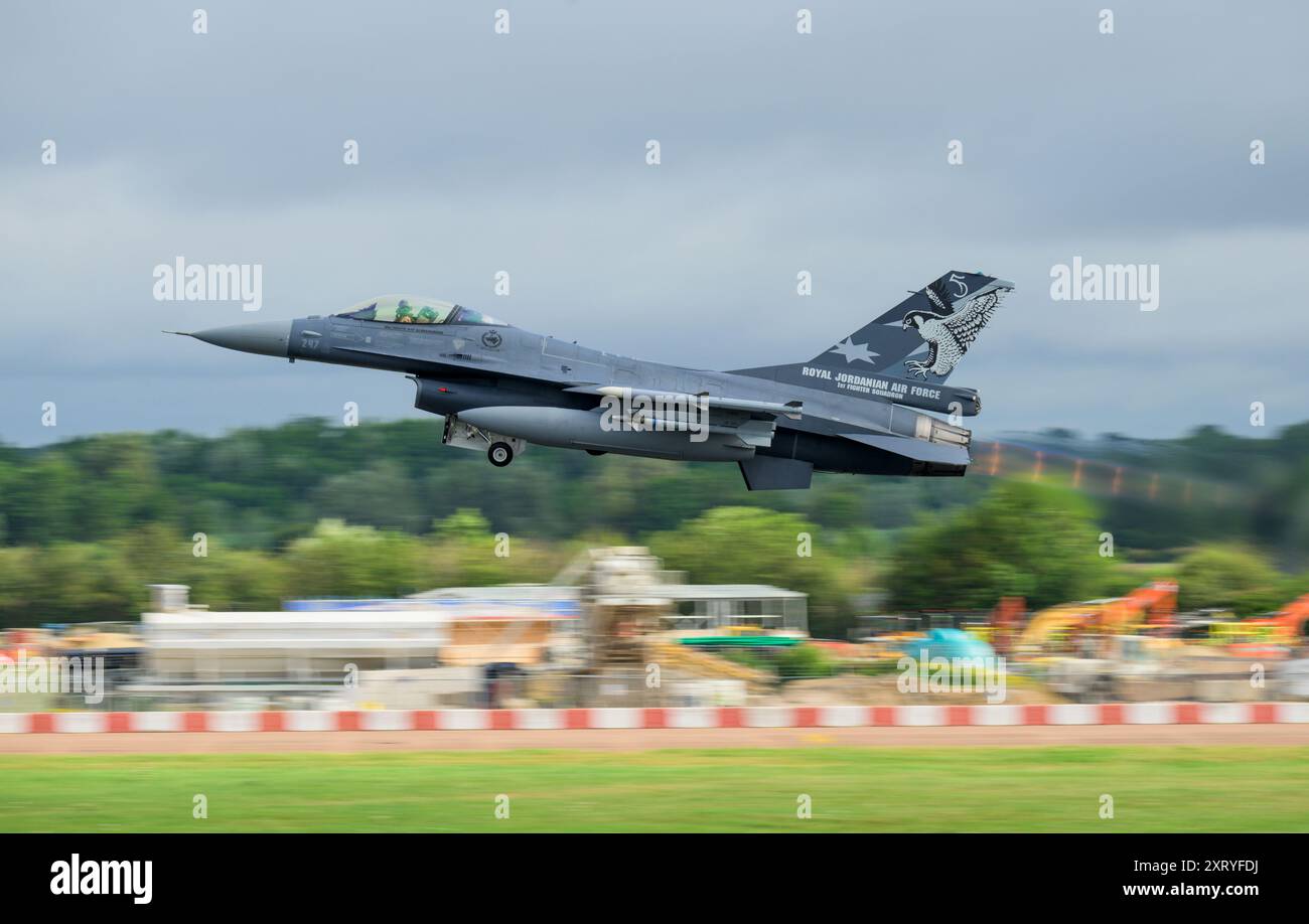 Royal Jordanian Air Force, 1st Fighter Squadron, F-16AM Fighting Falcon ...