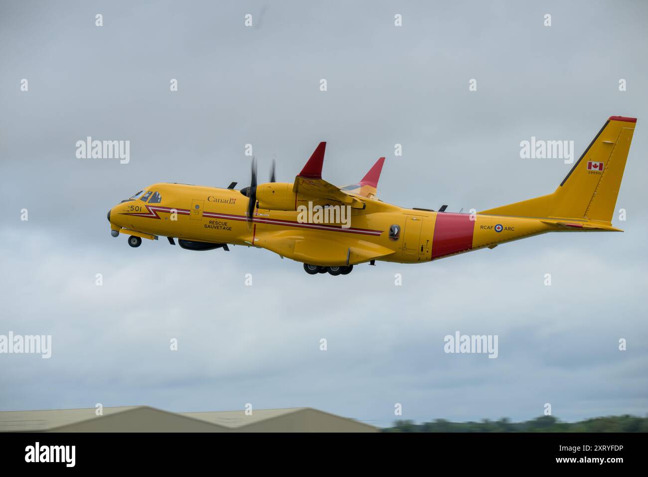 Royal Canadian CC295 Kingfisher leaving on departures day at the Royal ...