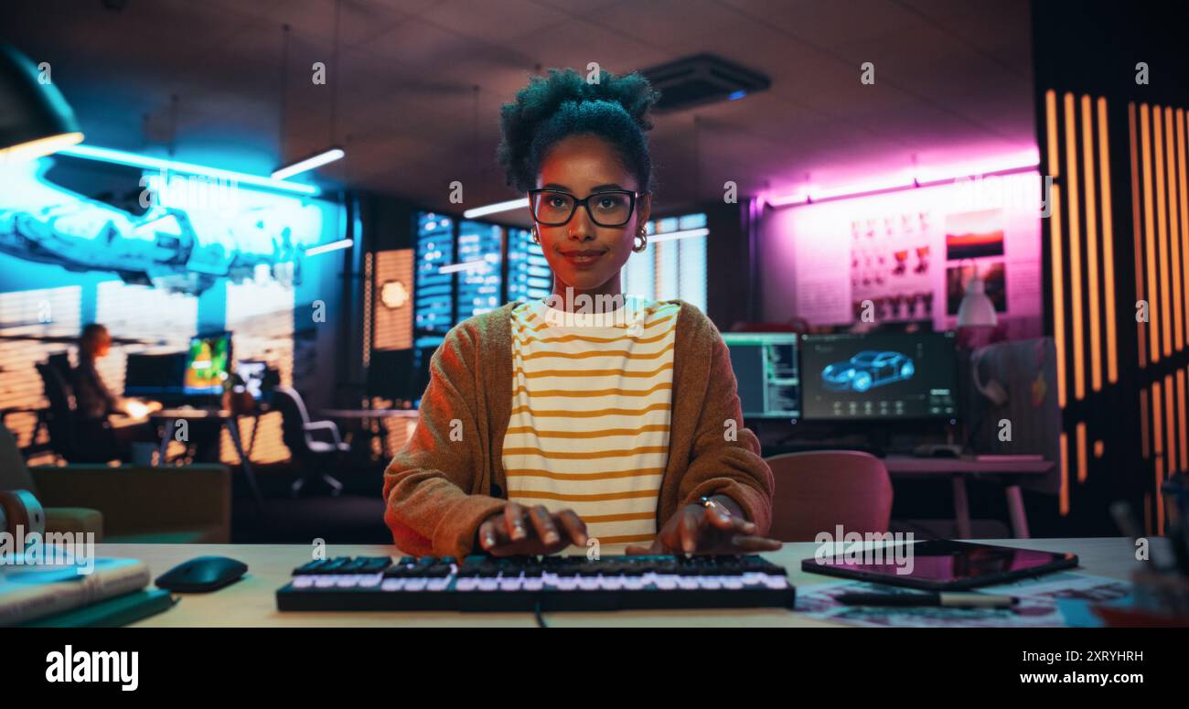 Young black woman developer hi-res stock photography and images - Alamy