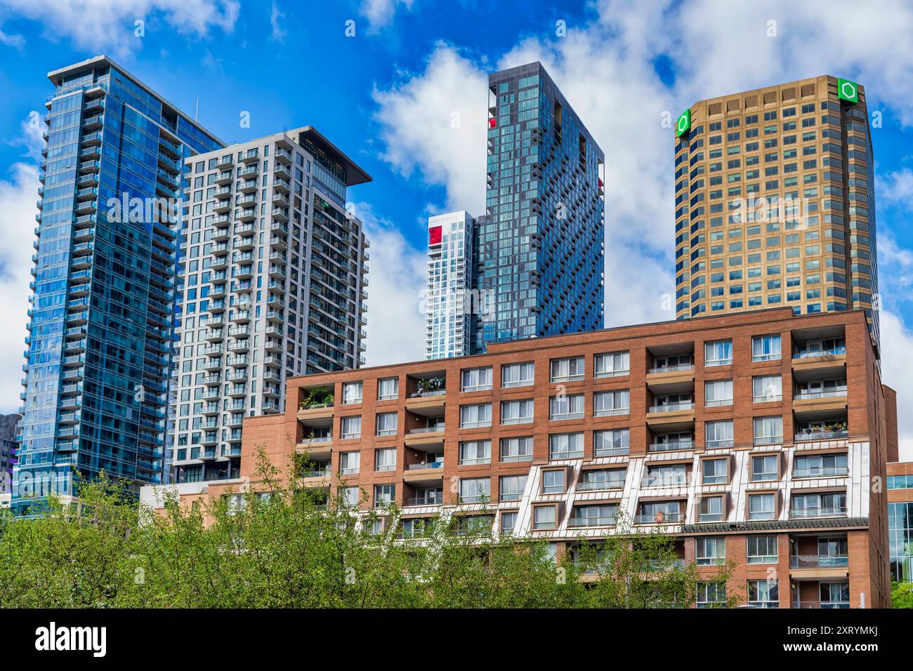 Group high rise buildings office hi-res stock photography and images ...