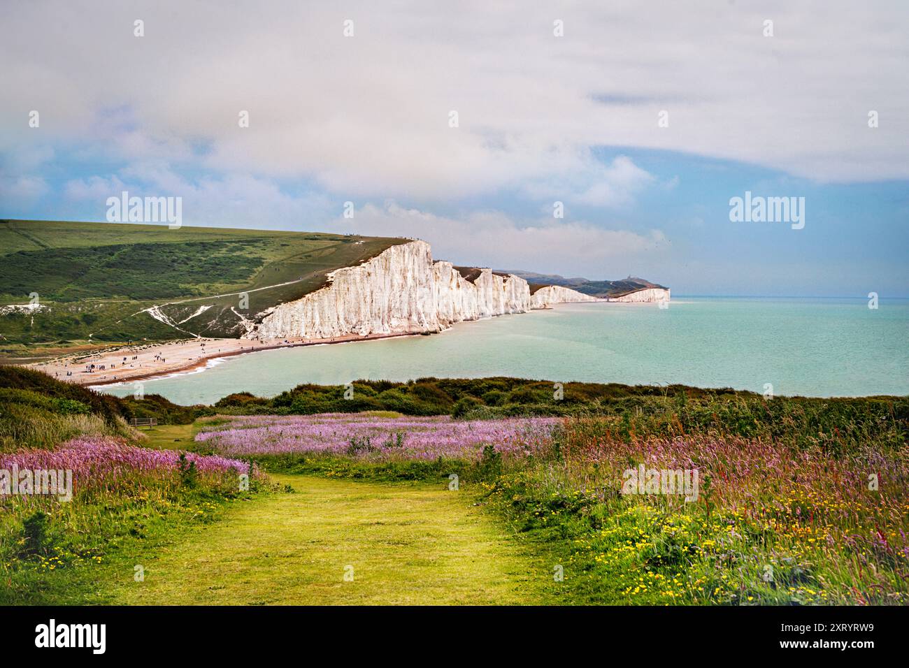 White chalk rock formations hi-res stock photography and images - Alamy