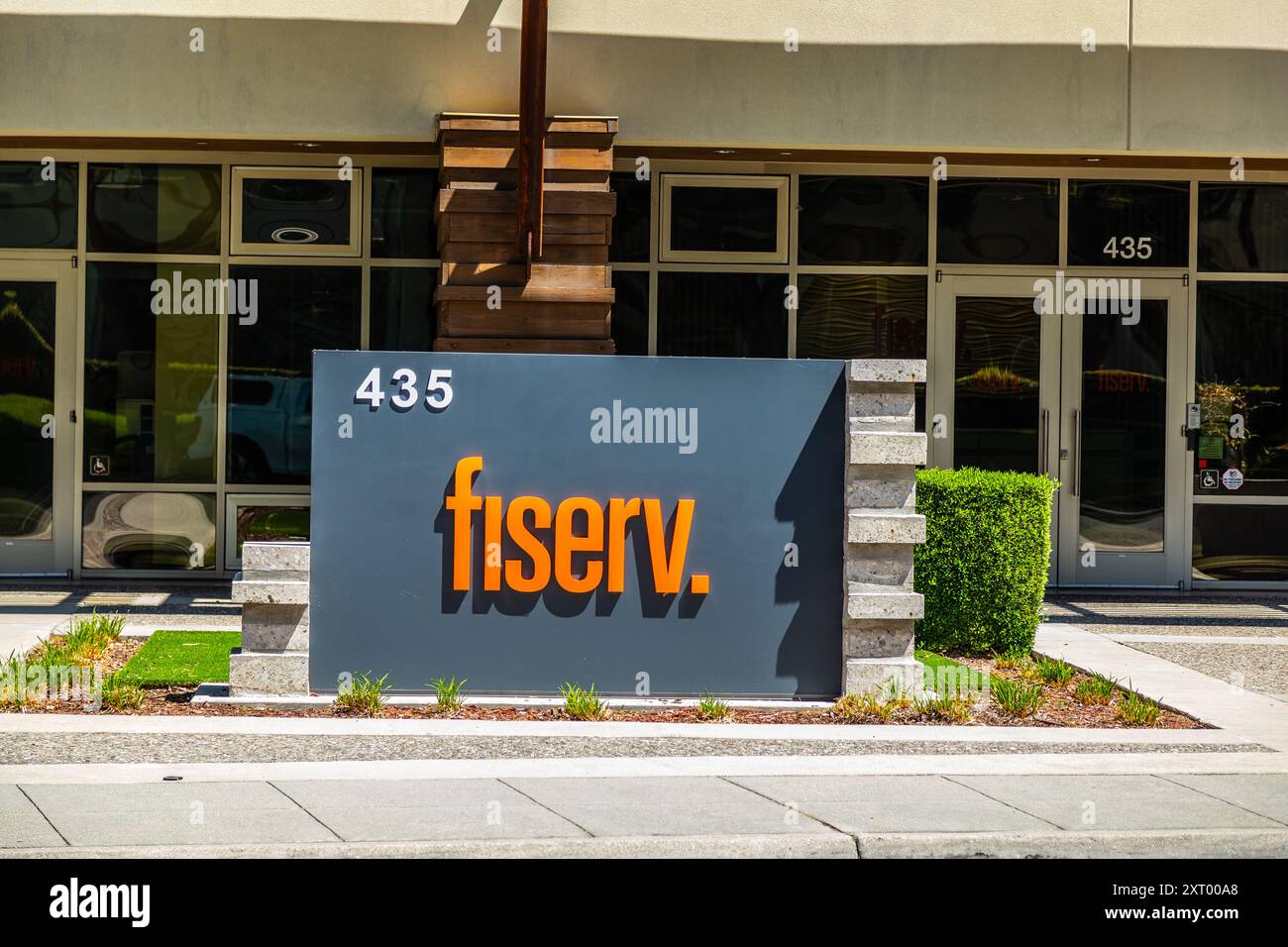 Fiserv logo hi-res stock photography and images - Alamy