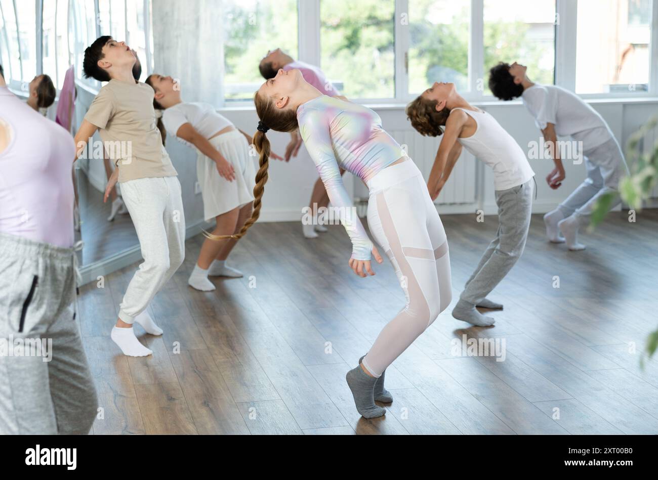 Group of children dancing jazz funk Stock Photo - Alamy