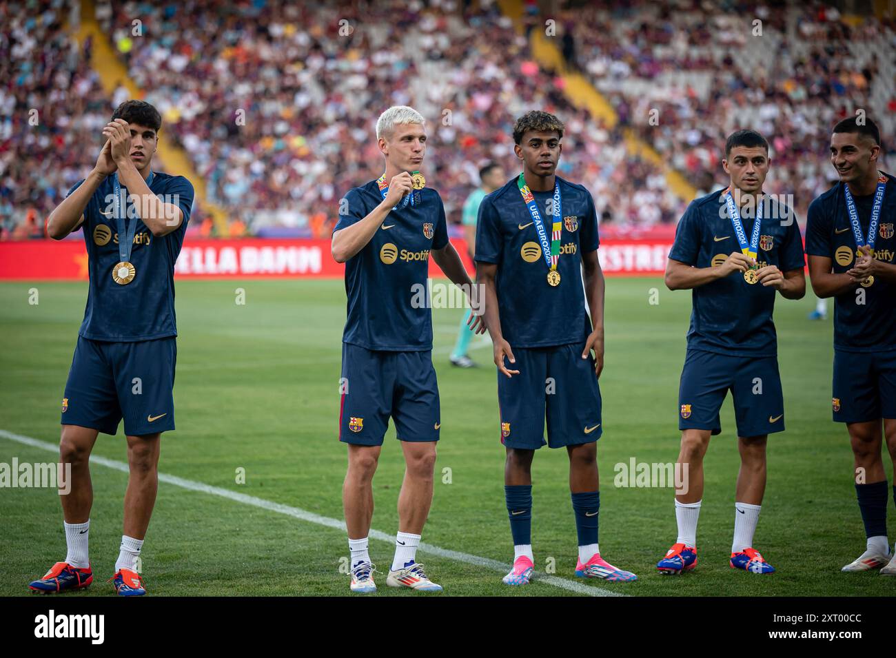 Pau Cubarsi (FC Barcelona), Dani Olmo (FC Barcelona), Lamine Yamal (FC ...