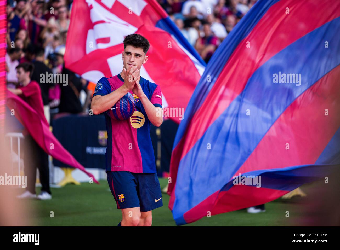 Pau Victor of FC Barcelona presentation team during the Trofeo Joan ...