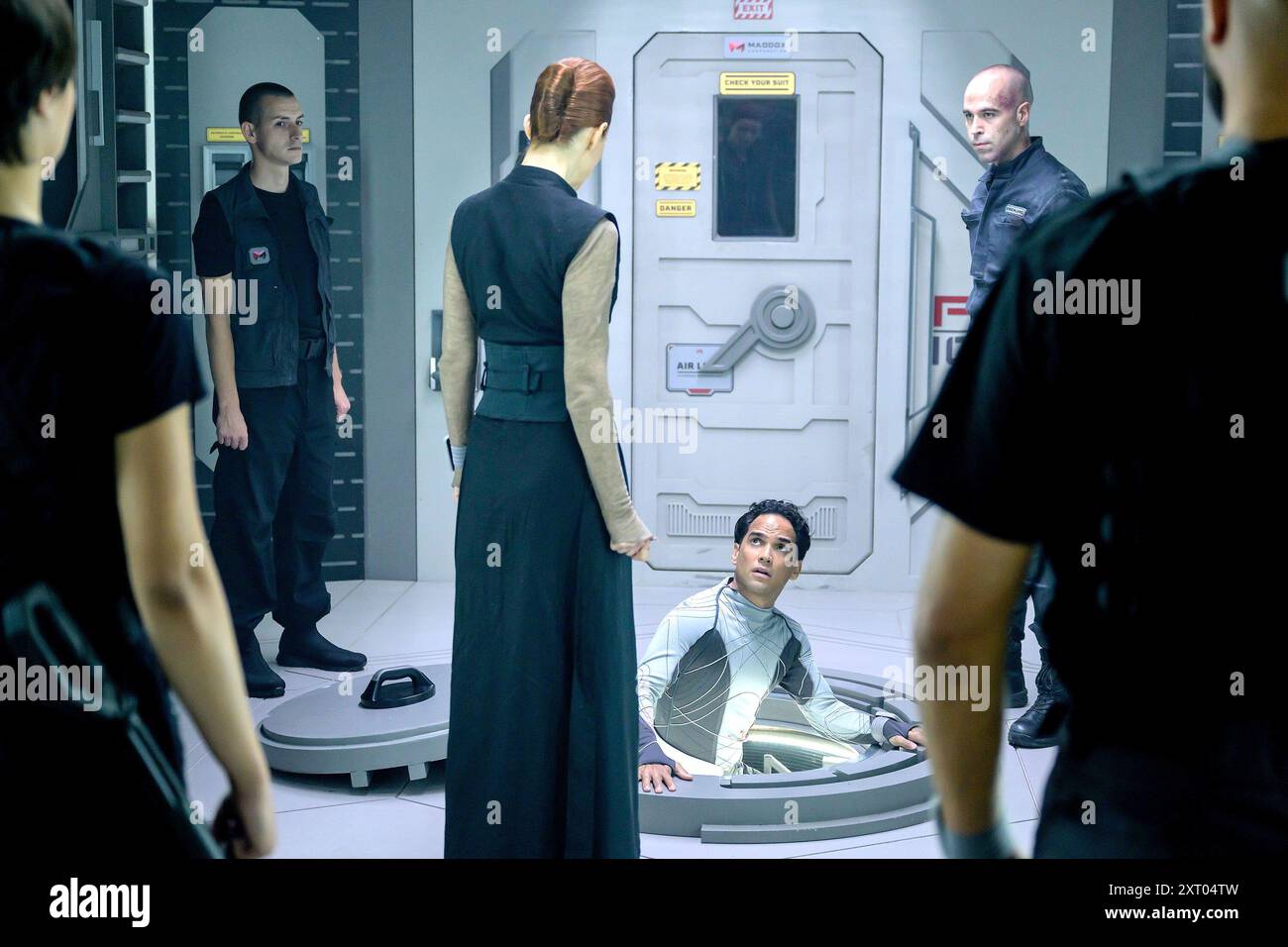 THE ARK, from left: Reece Ritchie, Pavle Jerinic, Failed Experiment', (Season 2, ep. 201, aired ...