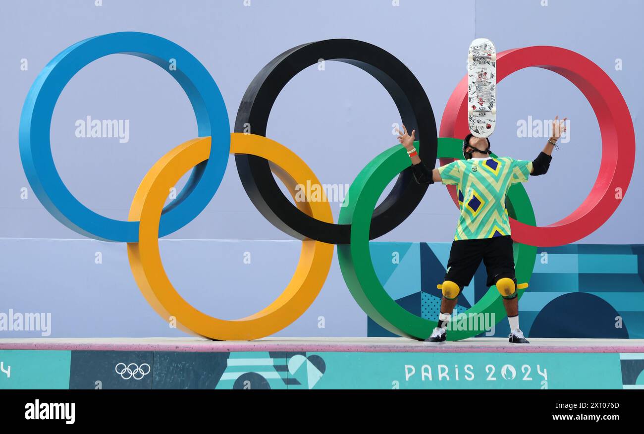 PARIS, FRANCE - AUGUST 07: Augusto Akio of Team Brasil competes during ...