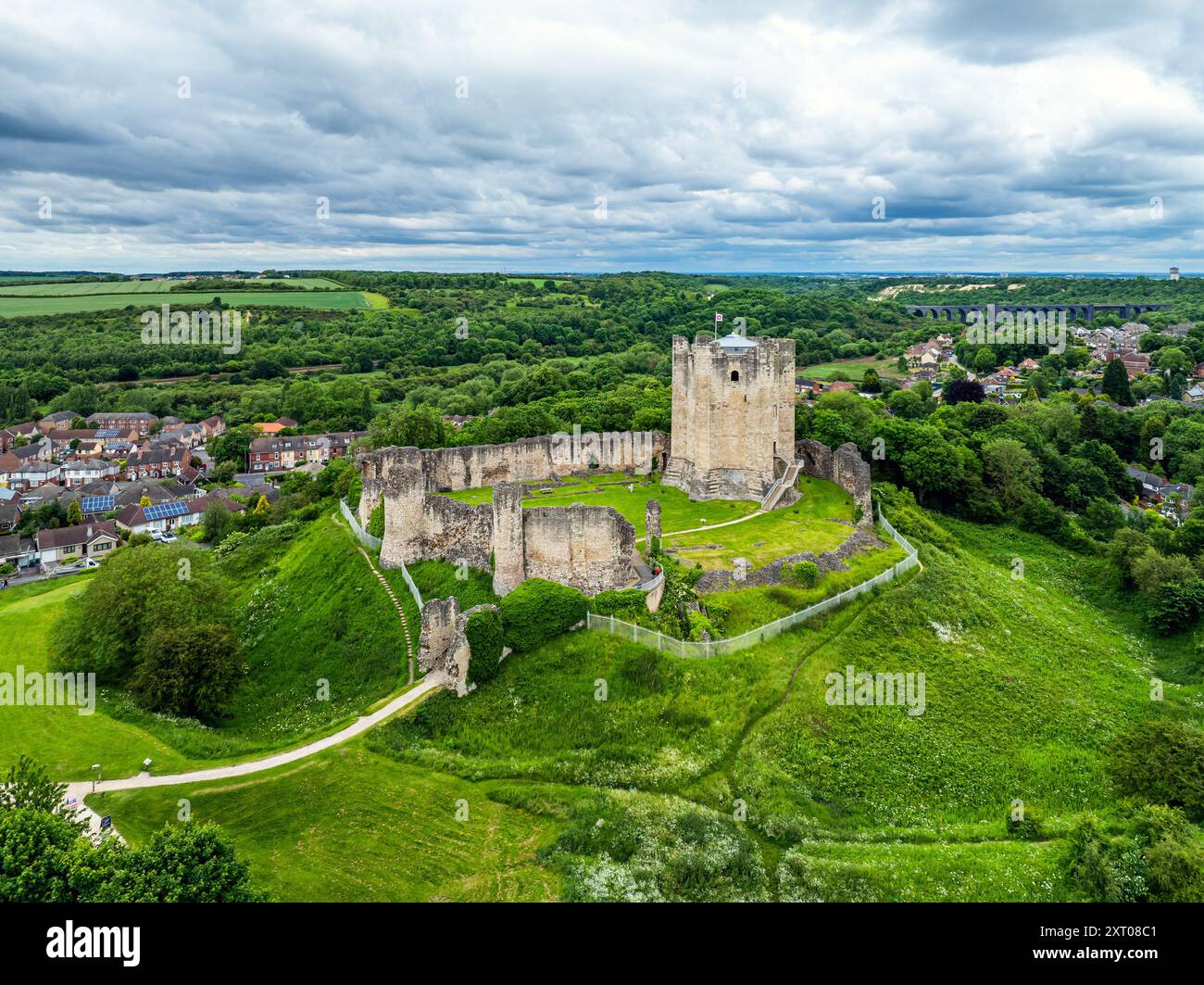 Conisbrough castle aerial hi-res stock photography and images - Alamy