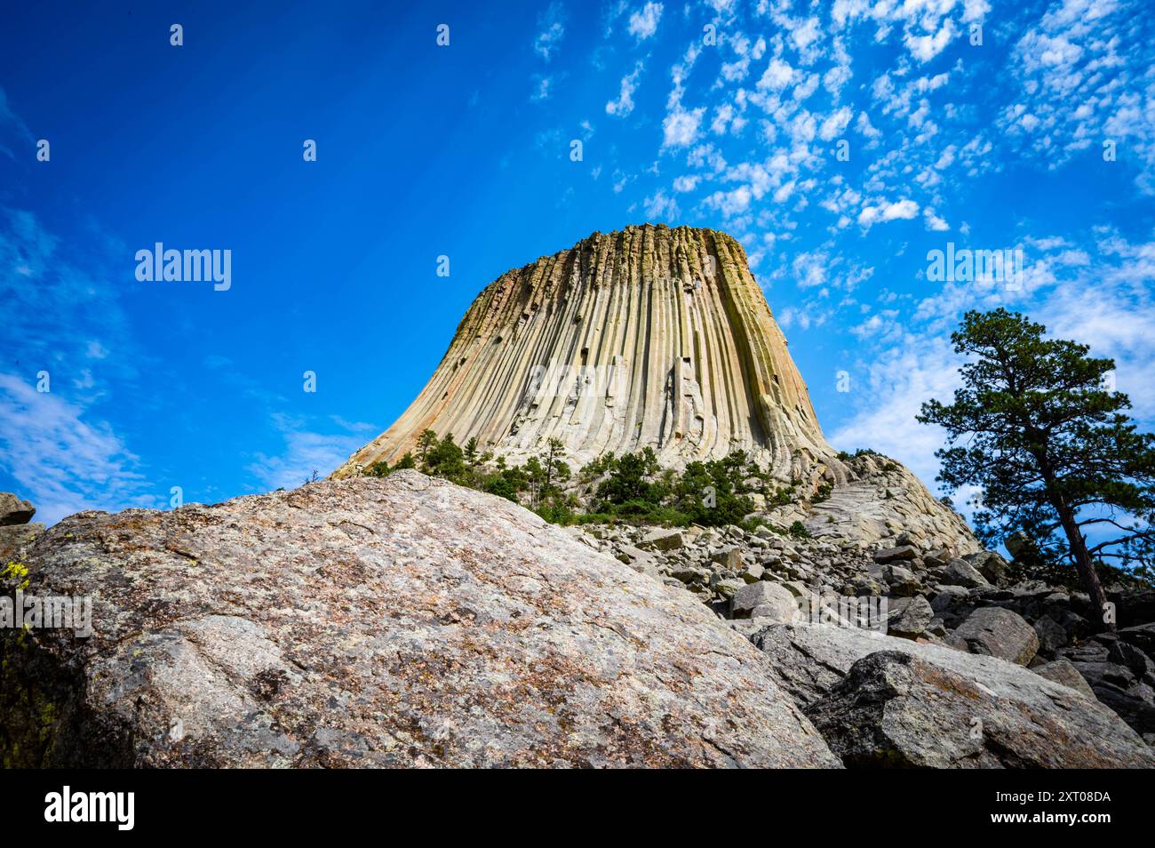 Devils column legend hi-res stock photography and images - Alamy