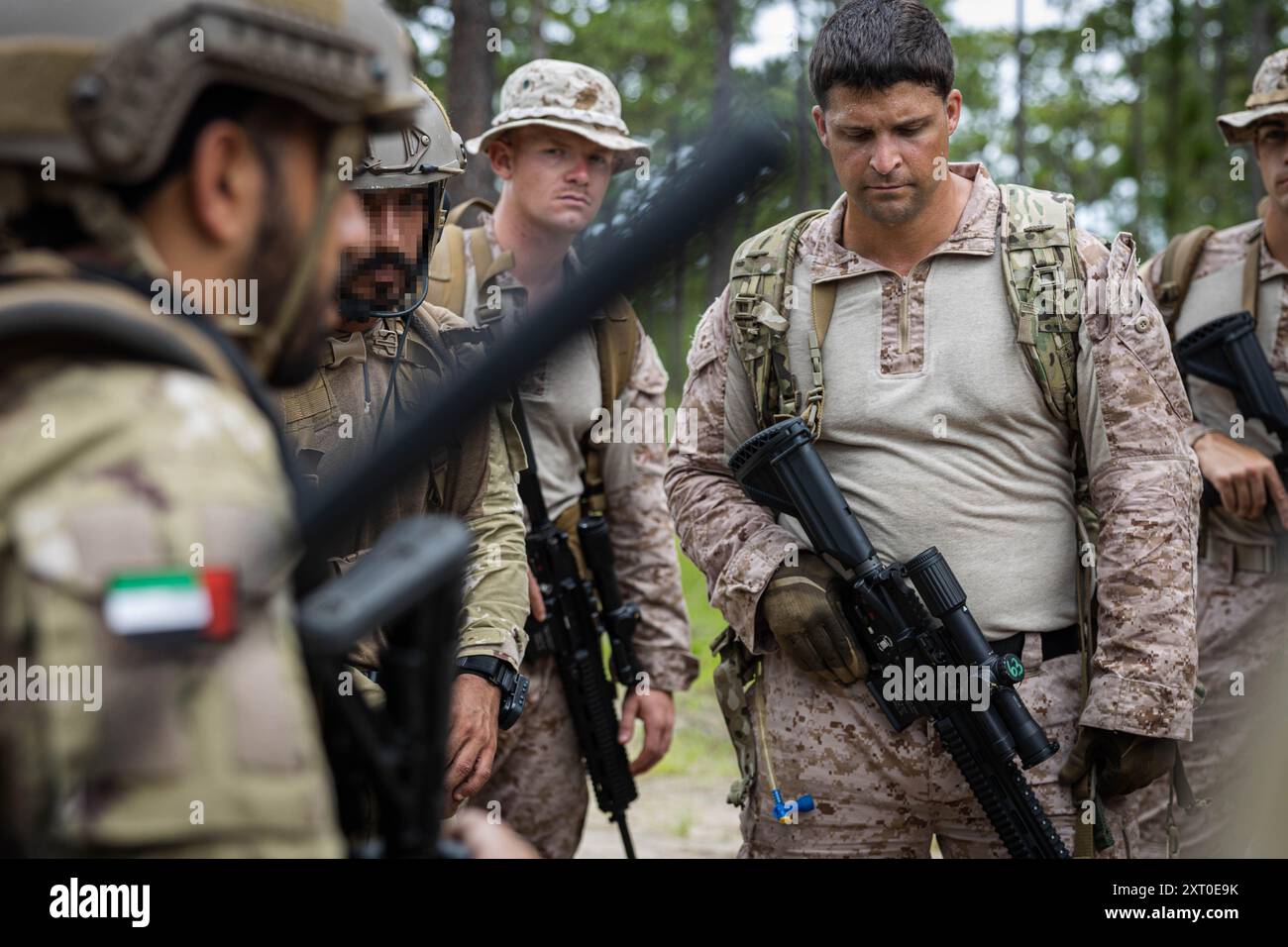 U.S. Marines with Bravo Company, 2d Reconnaissance Battalion, 2d Marine ...