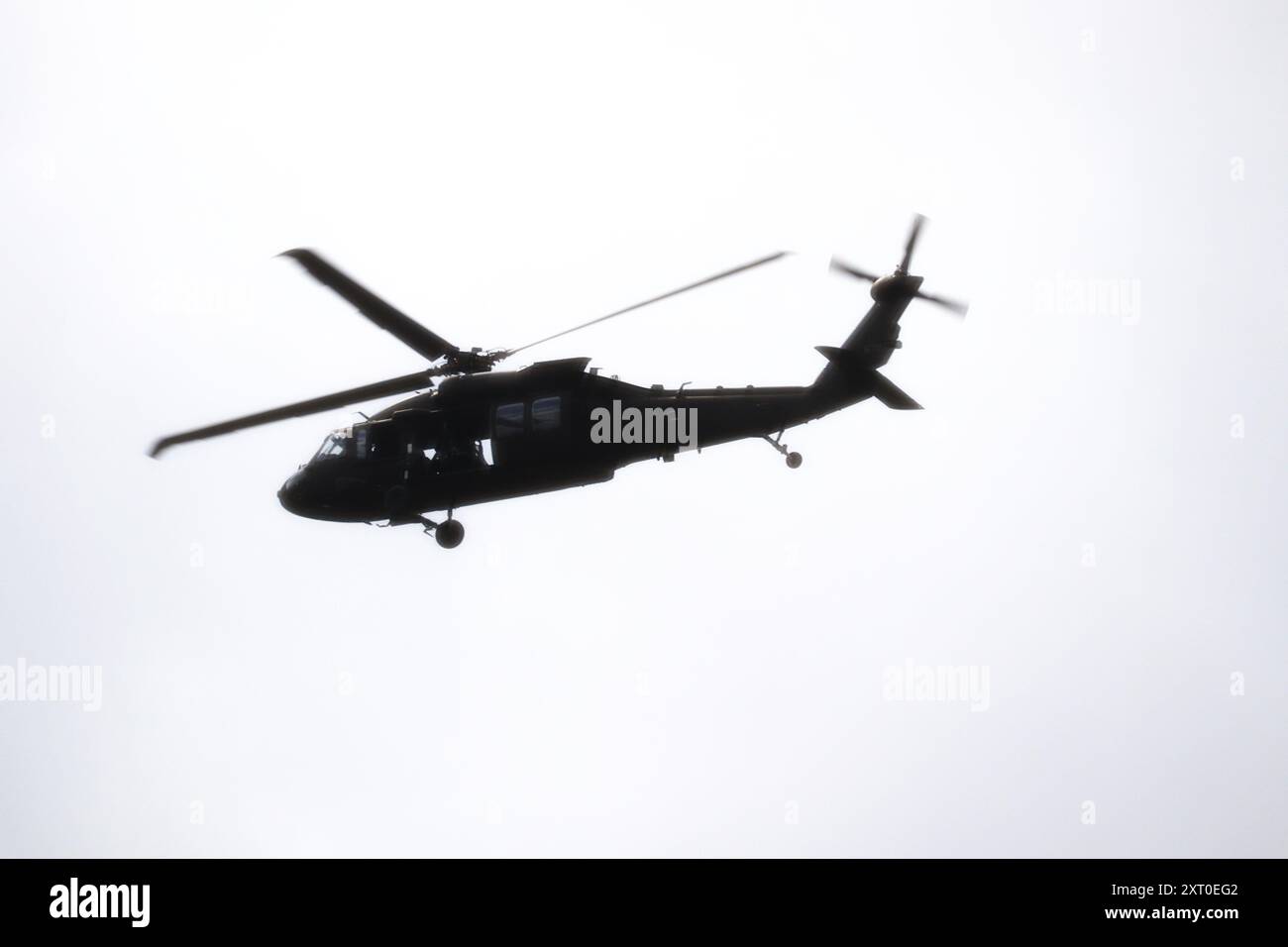 An aircrew with the Minnesota National Guard’s 2nd Battalion, 147th ...