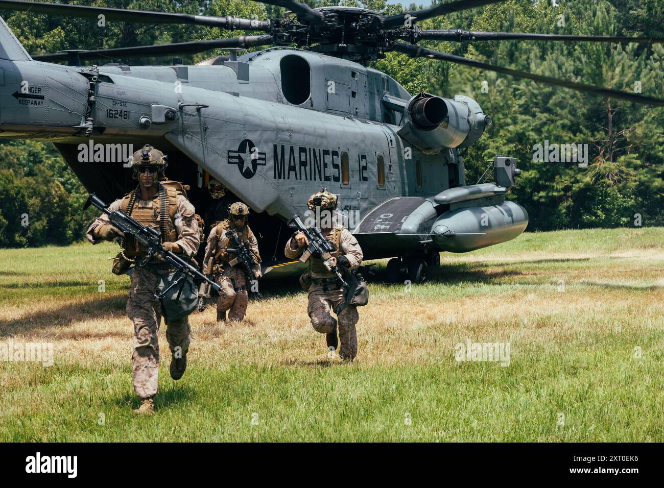 U.S. Marines with Golf Company, 2d Battalion, 2d Marine Regiment, 2d ...
