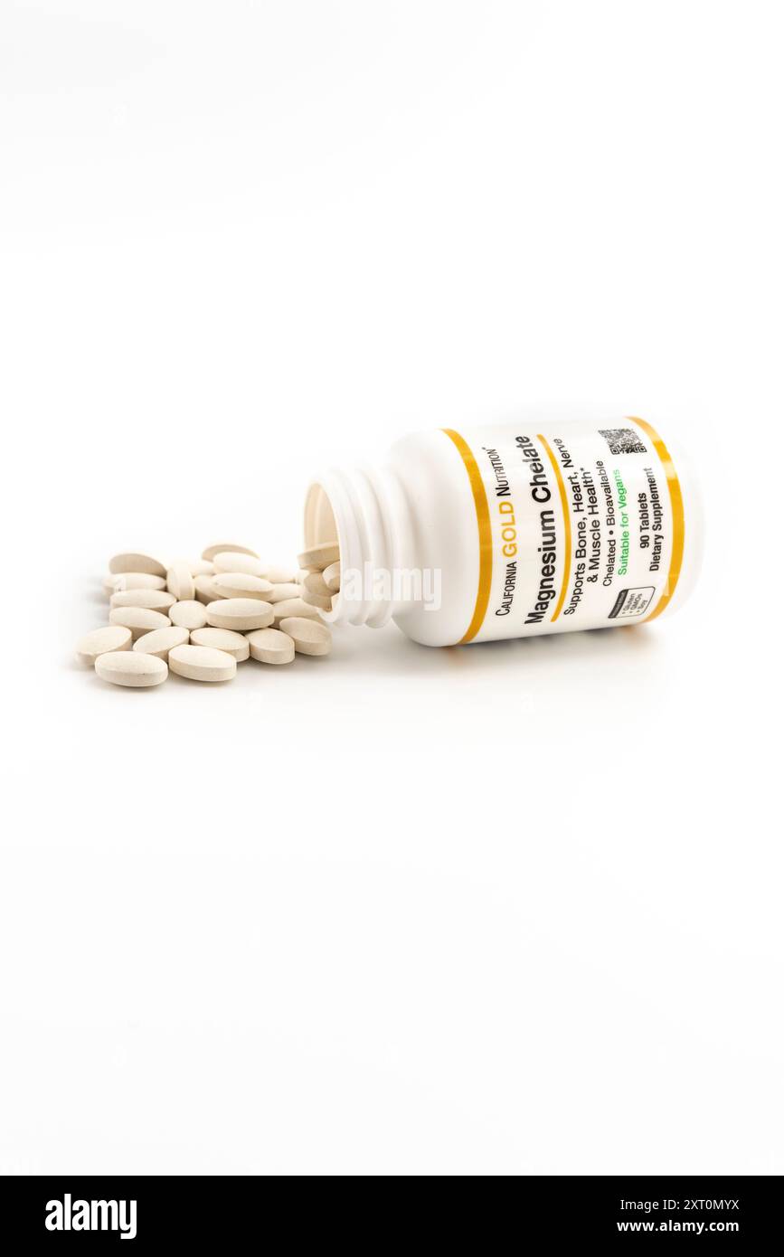 Magnesium mg supplements bone hi-res stock photography and images - Alamy