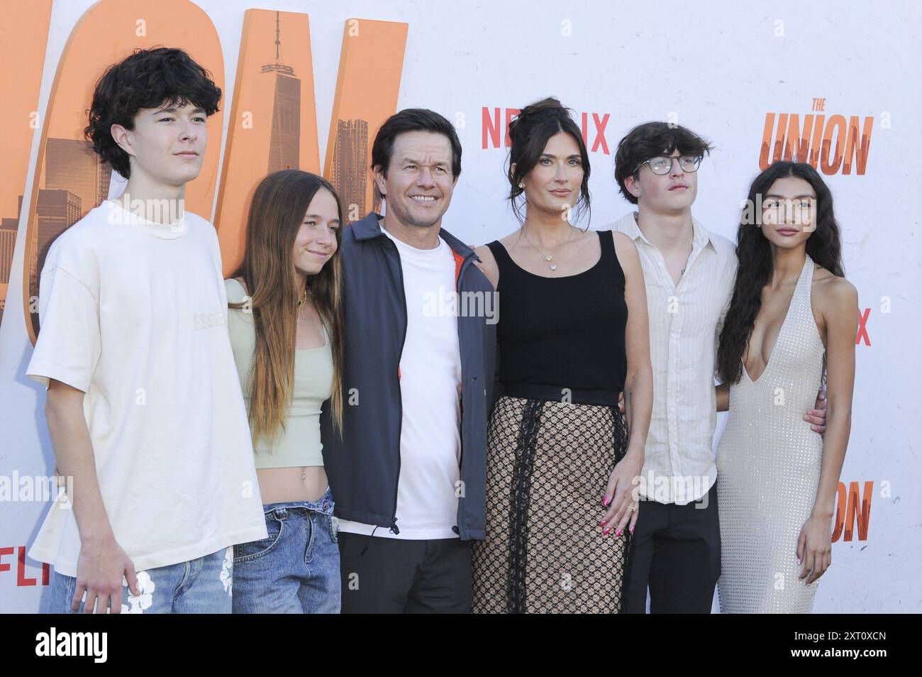 Mark wahlberg rhea durham kids hi-res stock photography and images - Alamy