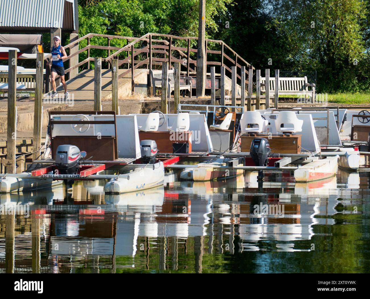 Thames line catamaran hi-res stock photography and images - Alamy
