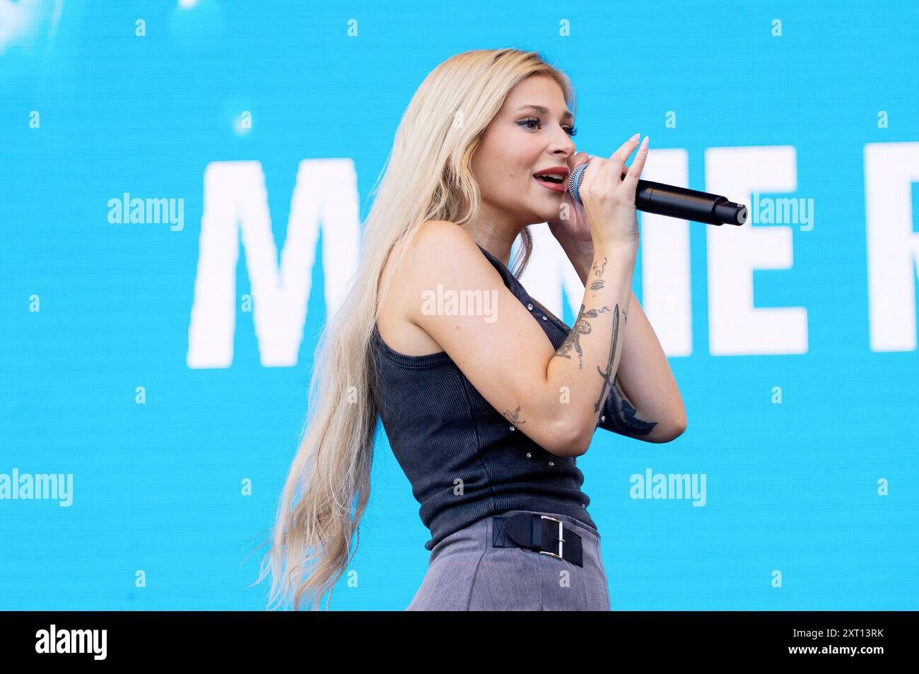 Marie Reim live beim Senftenberger Hafenfest 2024. Senftenberg, 11.08. ...