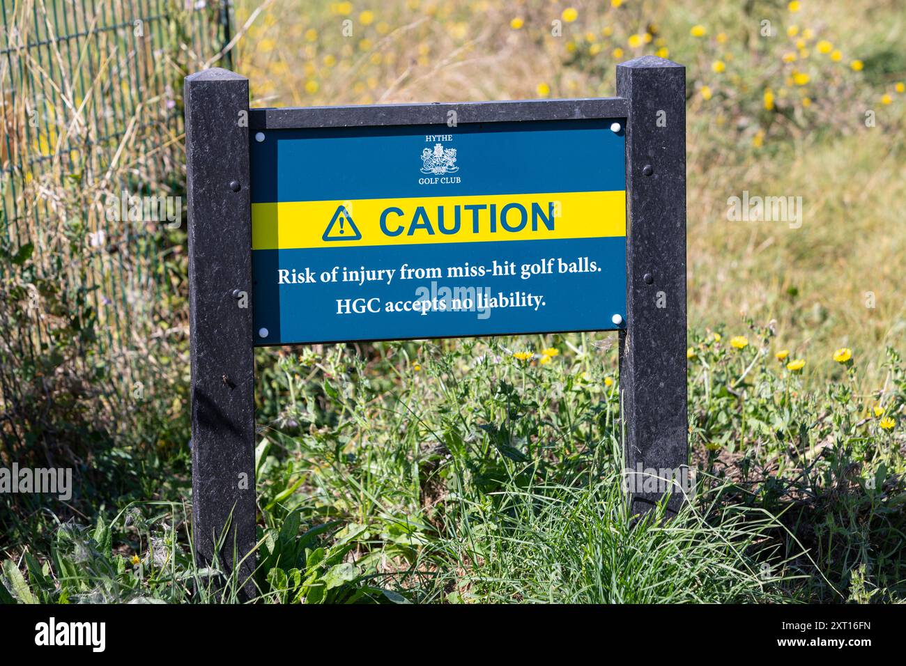 Golf course warning sign hi-res stock photography and images - Alamy