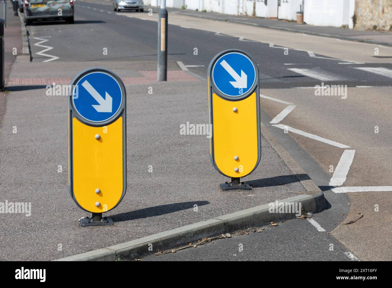 Roadside keep right signs Stock Photo - Alamy