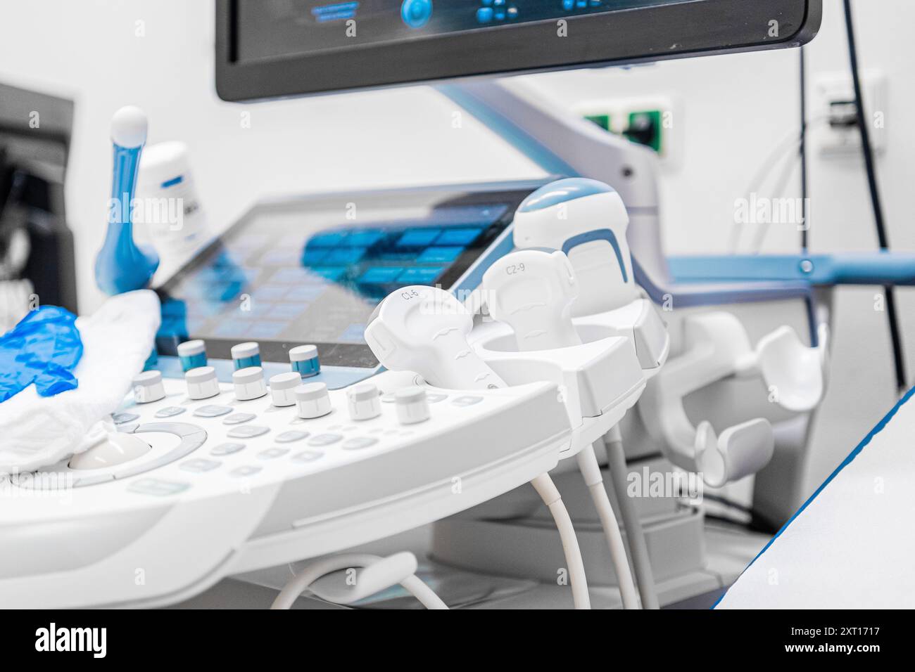 Differently Shaped Transducers for Ultrasonography at a Ultrasound ...