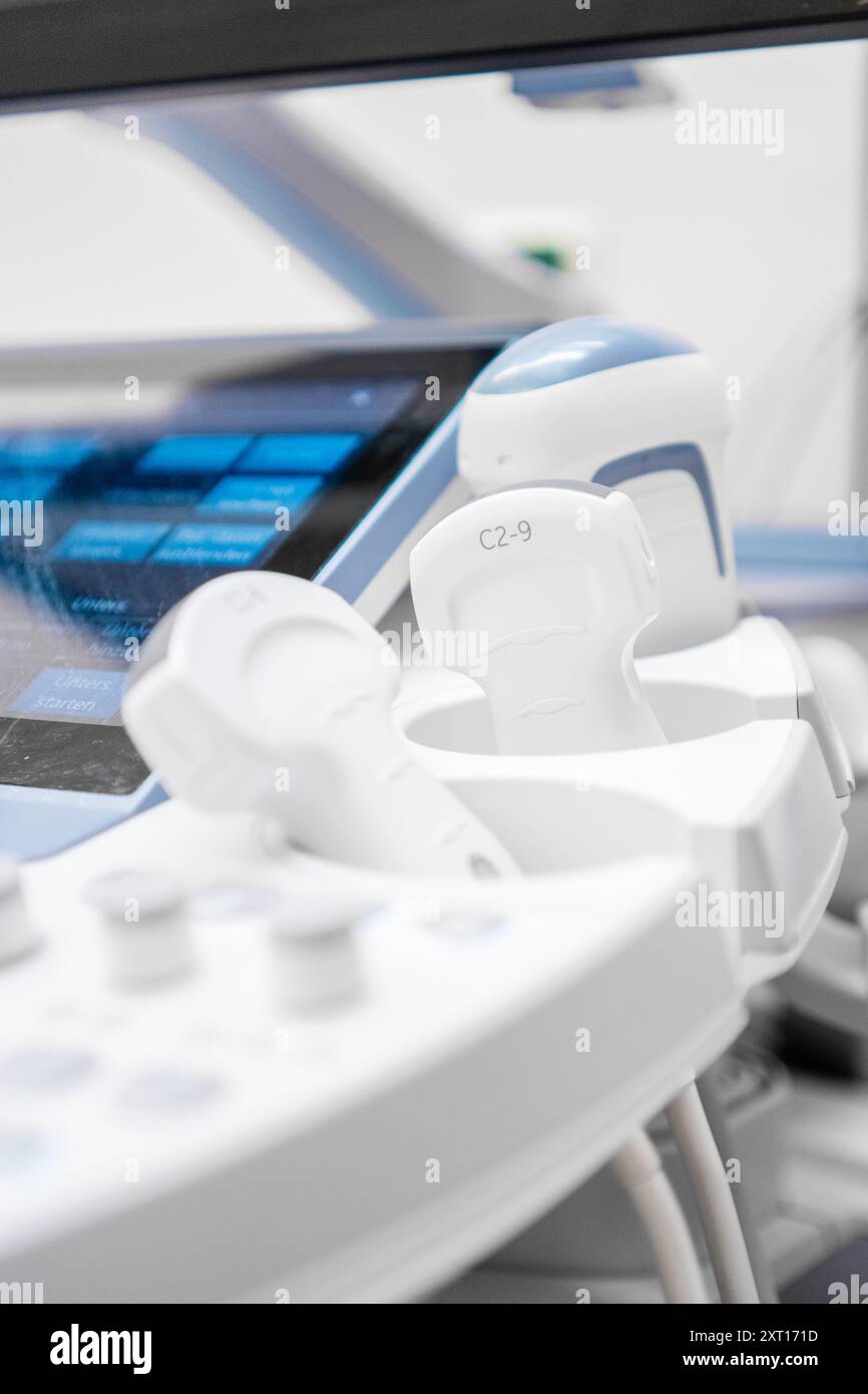 Ultrasonic sensors hi-res stock photography and images - Alamy