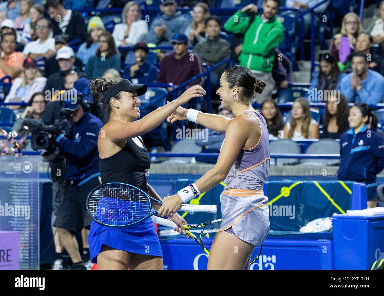 Toronto, Canada. 12th Aug, 2024. Caroline Dolehide (R)/Desirae Krawczyk ...