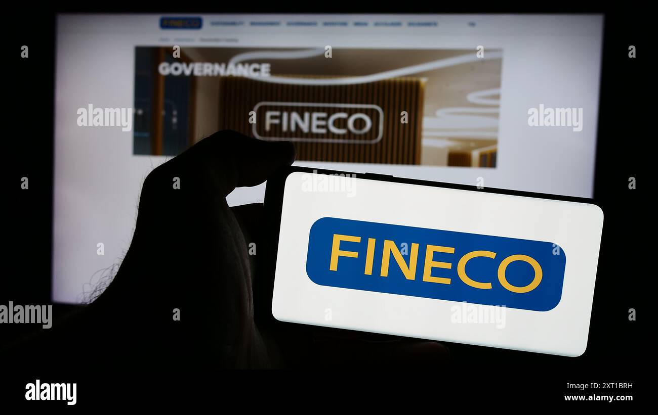 Finecobank logo hi-res stock photography and images - Alamy