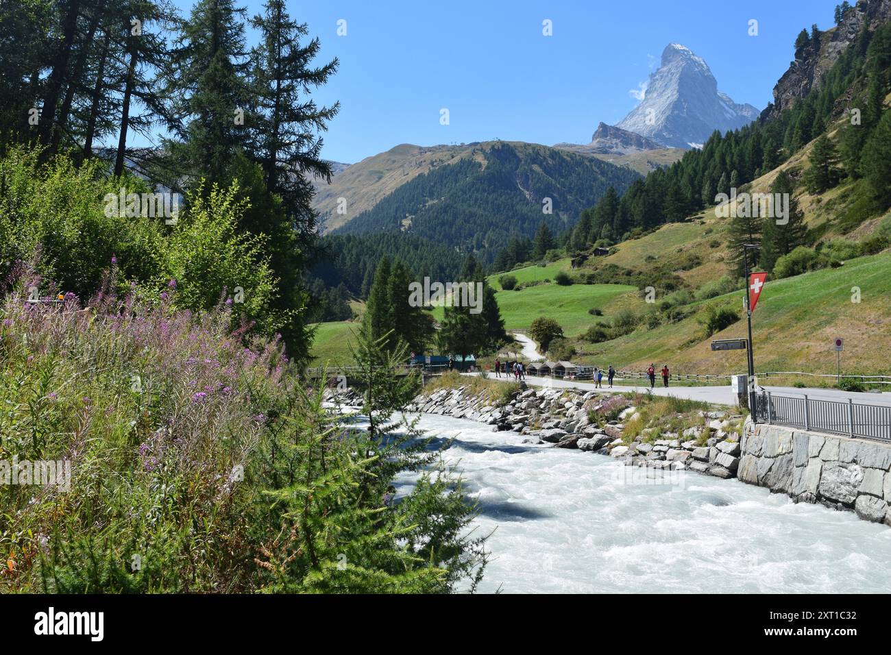 Alpine_scenery hi-res stock photography and images - Alamy