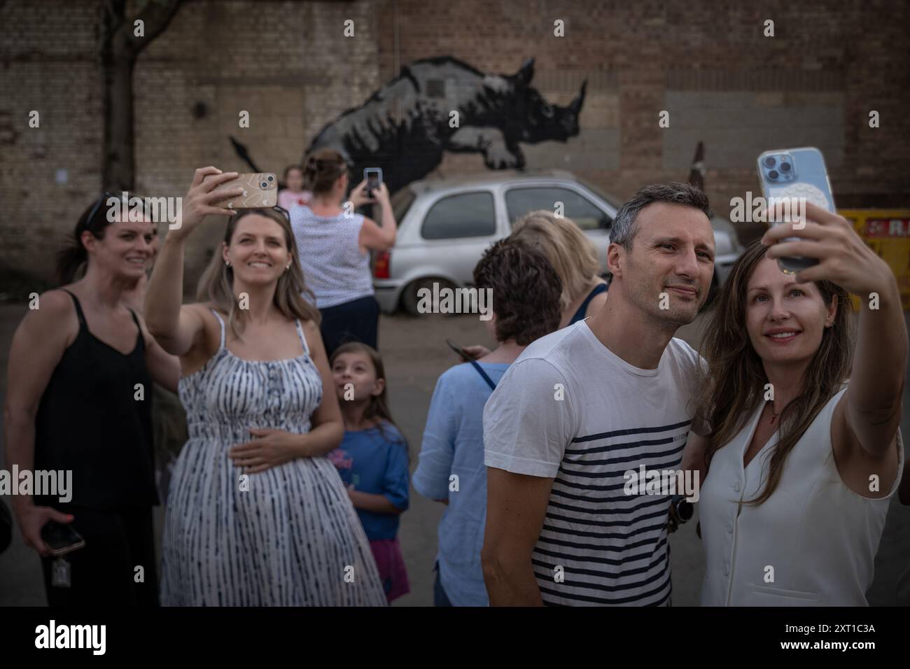 Banksy rhino hi-res stock photography and images - Alamy