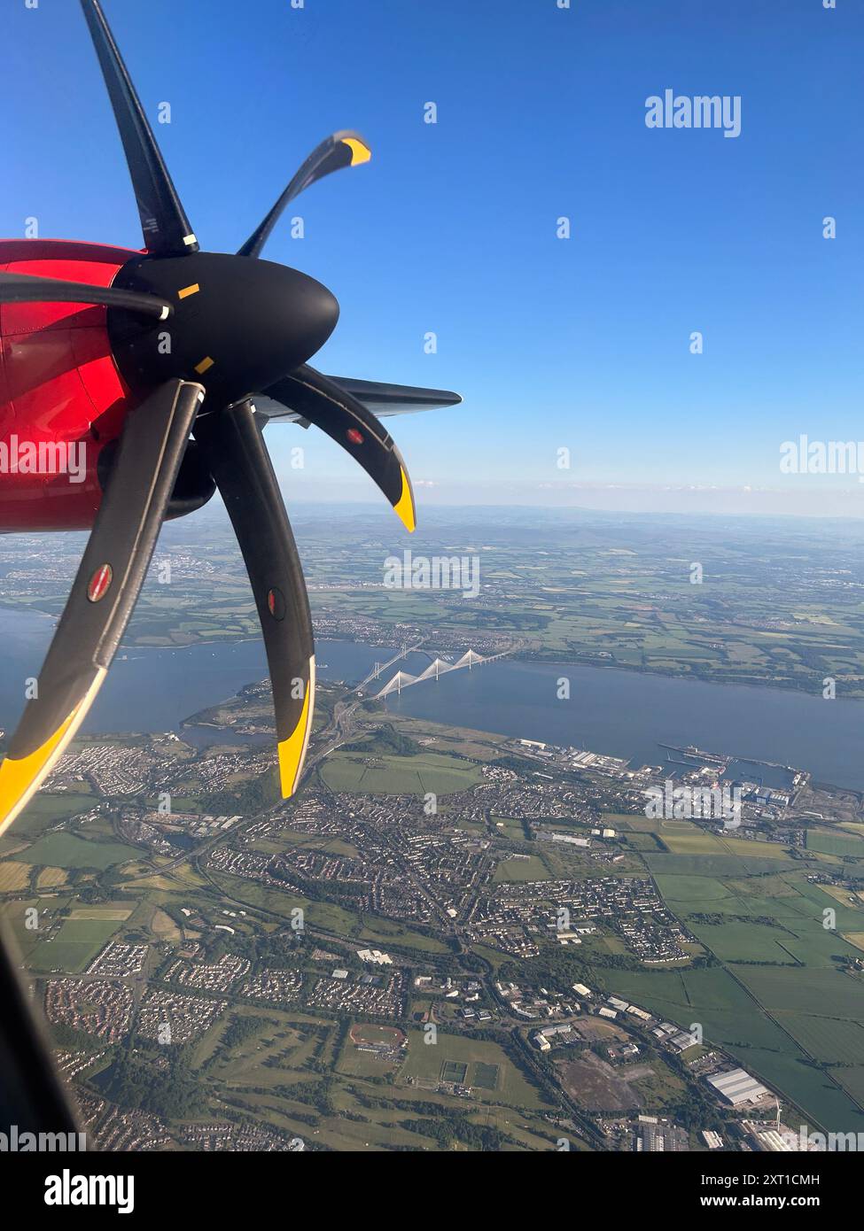 Forth road bridge aerial hi-res stock photography and images - Alamy