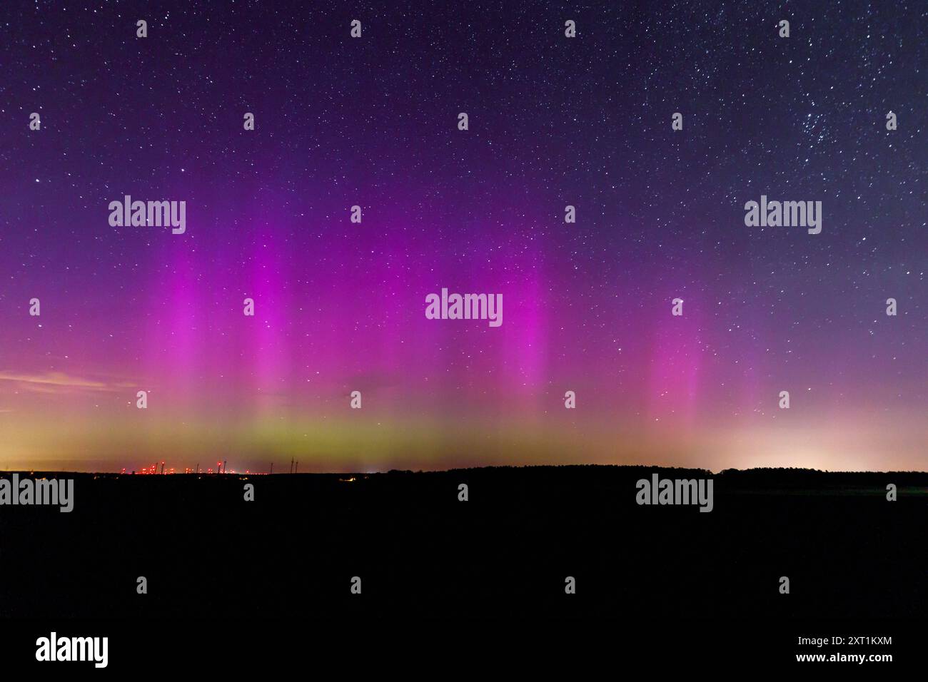 Nordlichter ueber Brandenburg DEU/Deutschland/Brandenburg/Neupetershain, 13.08.2024, Nordlichter ...