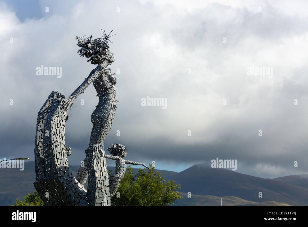 Lifeline, a sculpture by Andy Scott, near Alloa, Clackmannanshire ...