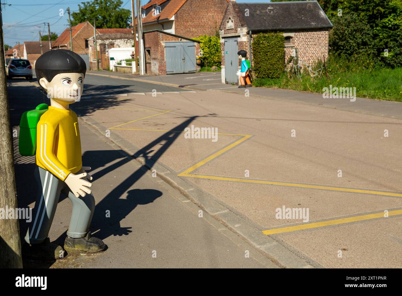 French Road safety figures to attract the attention of motorists so ...