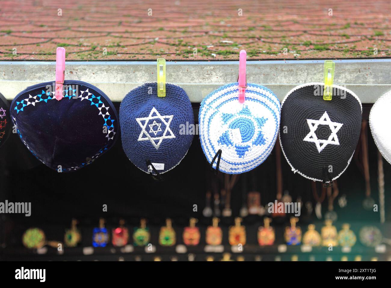 Juedische Kopfbedeckung, Kippa oder Kappel Stock Photo - Alamy