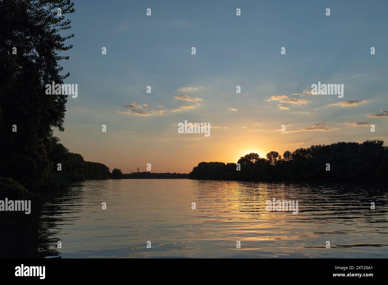 Summer sunset sava riverbank hi-res stock photography and images - Alamy