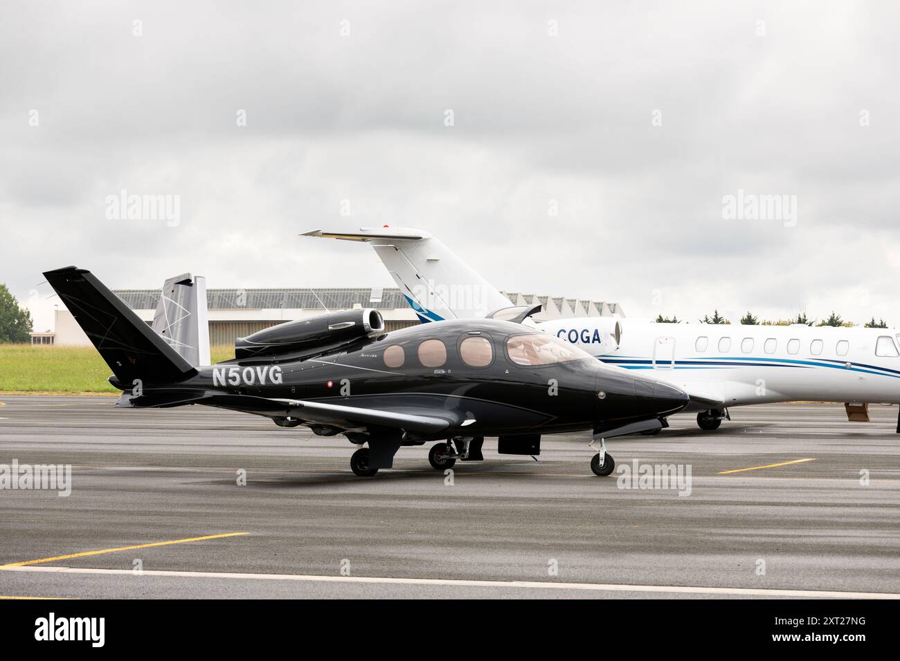 Cirrus g2 vision hi-res stock photography and images - Alamy