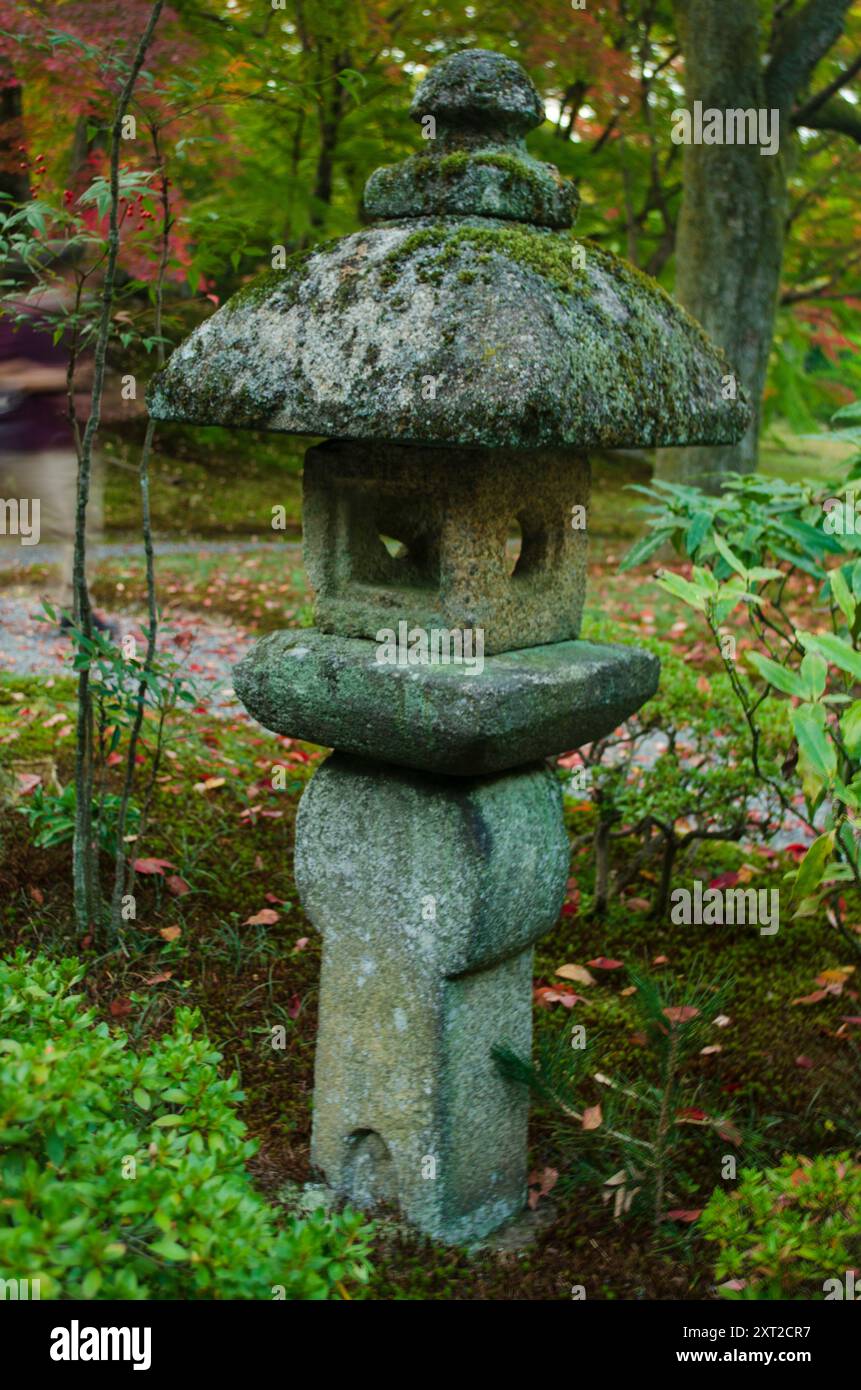 a typical Japanese stone lamp Stock Photo - Alamy
