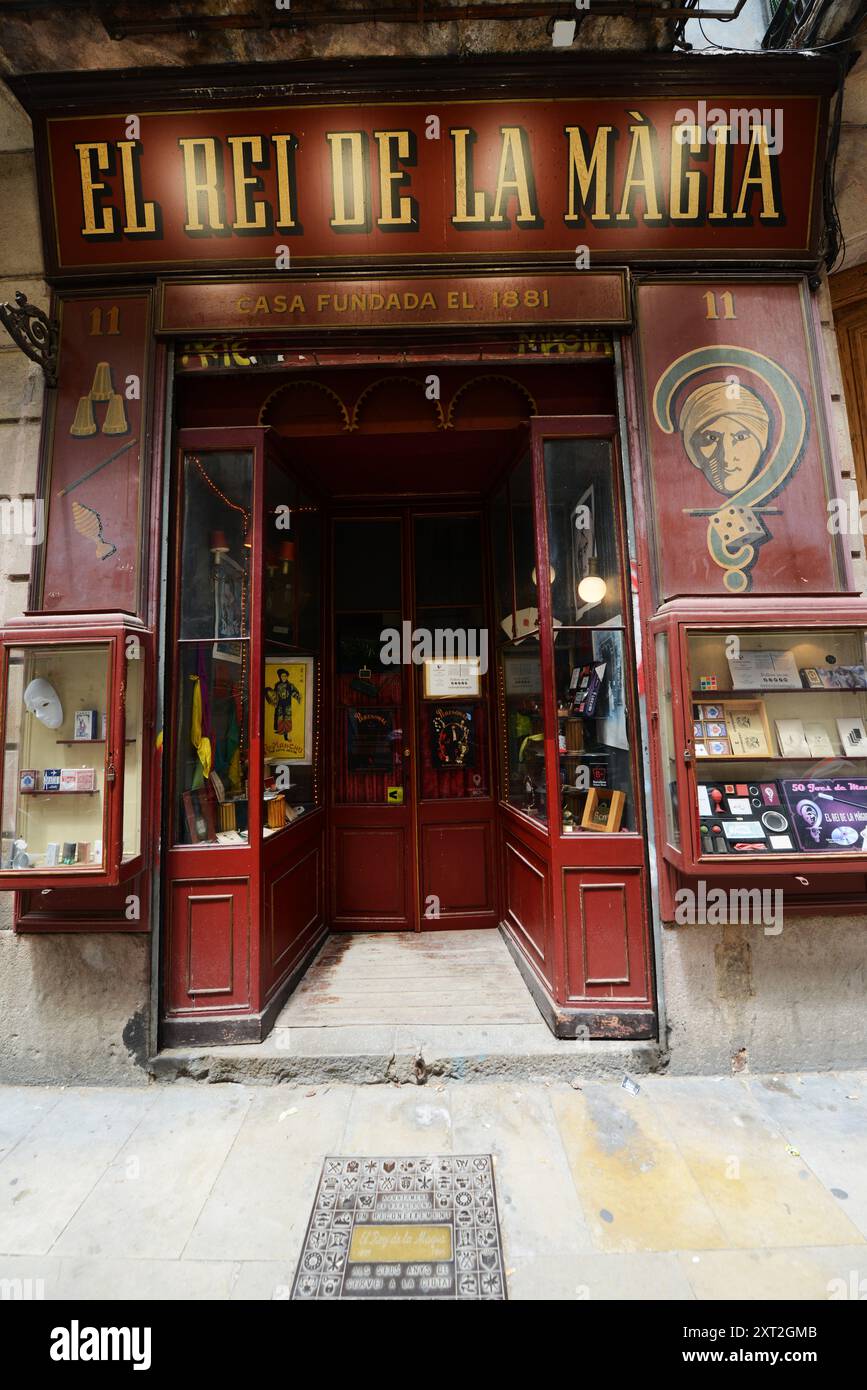 El Rei de la Màgia magic store on Carrer de la Princesa, Barcelona ...