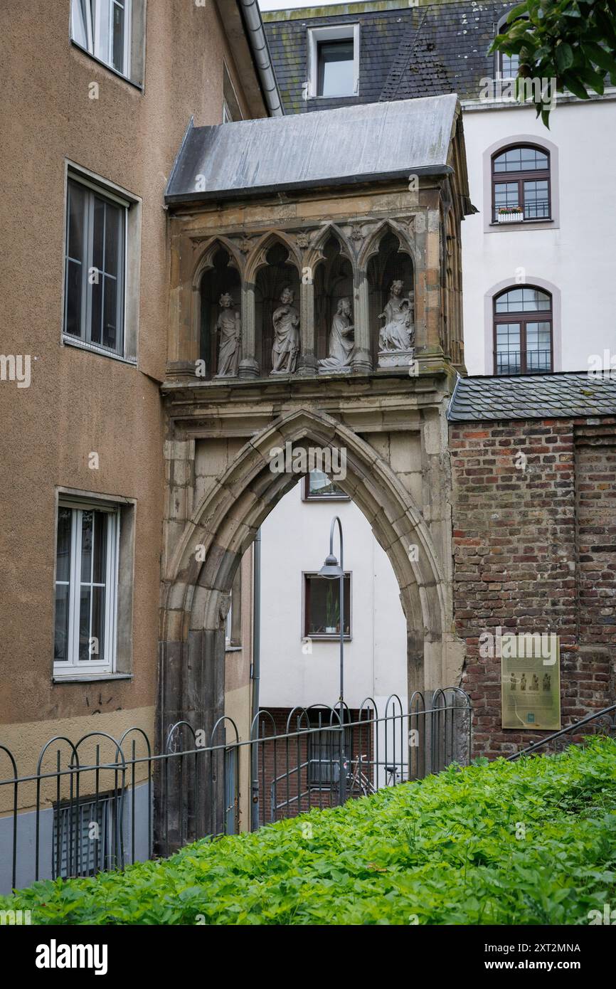 Little three kings gate hi-res stock photography and images - Alamy