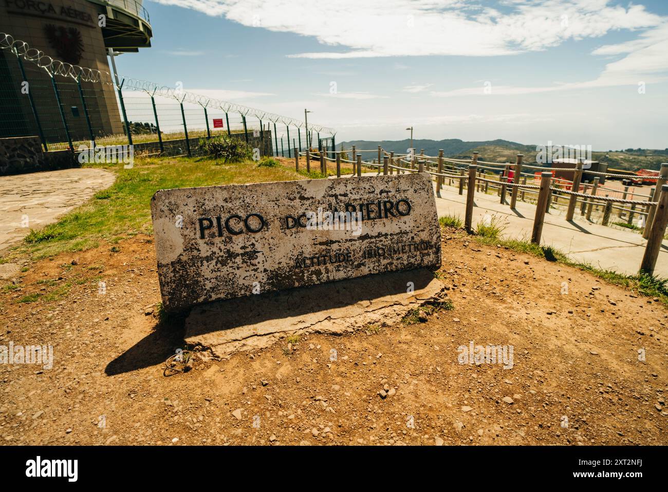 View of the observatory on top of the Pico do Arieiro during the day ...