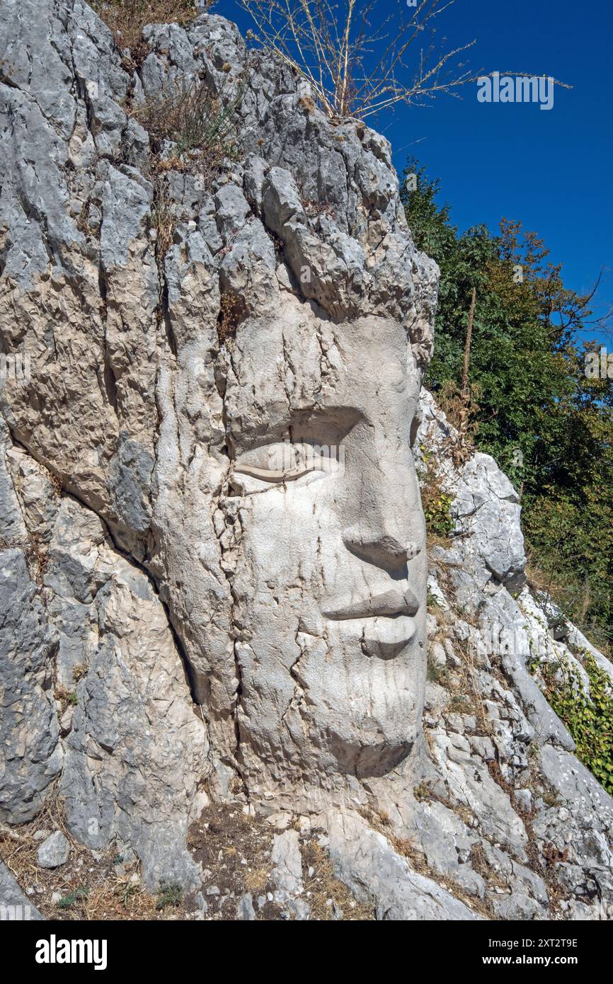 Sculpture on the rock (by students of Academy of Fine Arts of Florence ...
