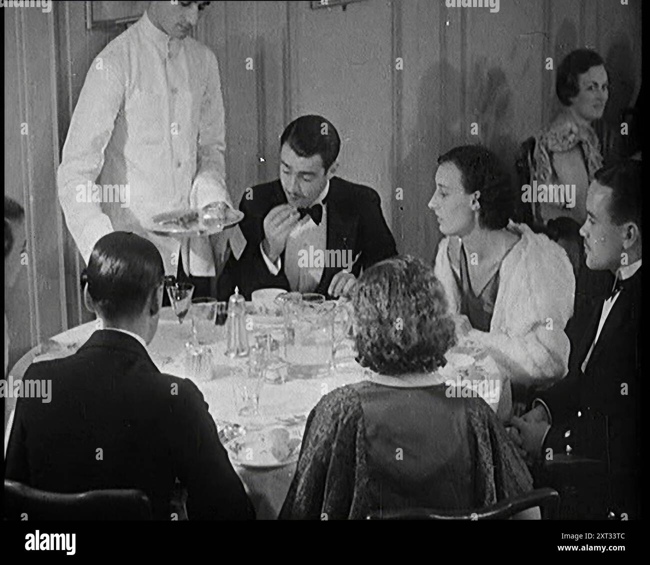 Cruise ships 1930s hi-res stock photography and images - Alamy