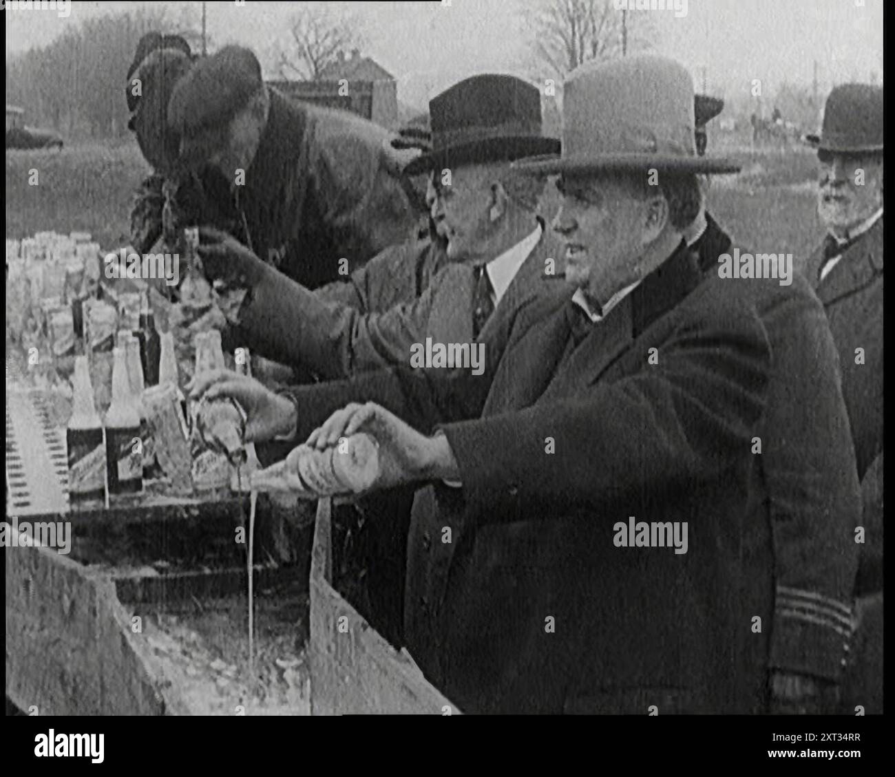 Prohibition 1920s beer hi-res stock photography and images - Alamy