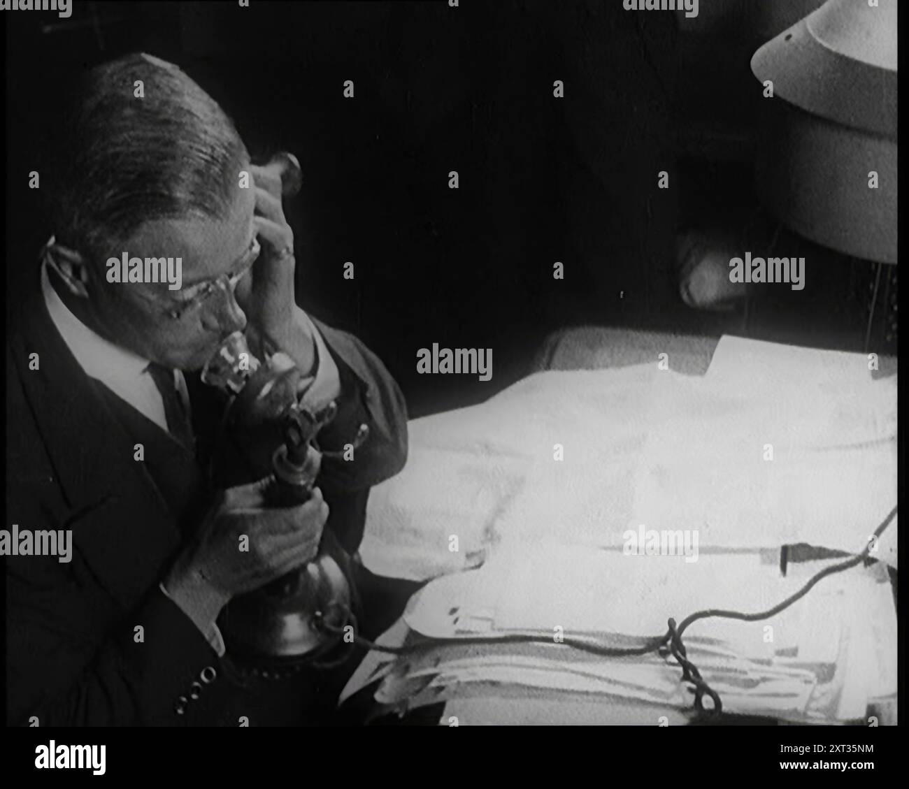Mad men press hi-res stock photography and images - Alamy