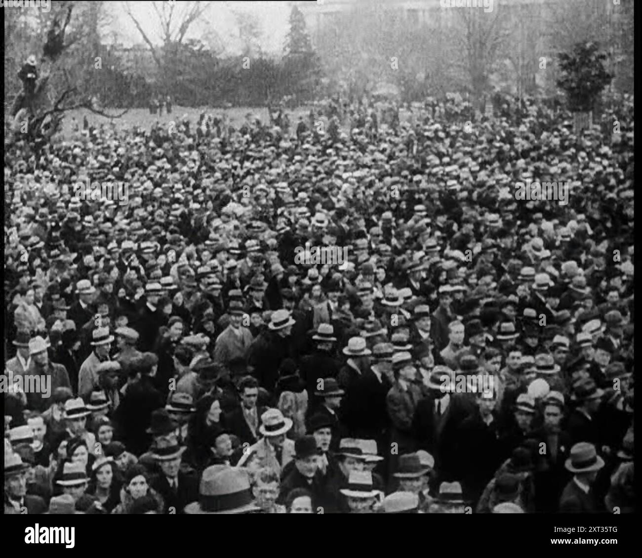 Hitler crowd speech hi-res stock photography and images - Alamy