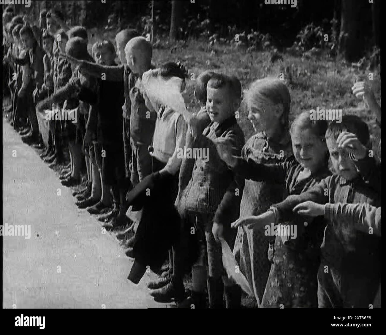 Nazi salute and child hi-res stock photography and images - Alamy