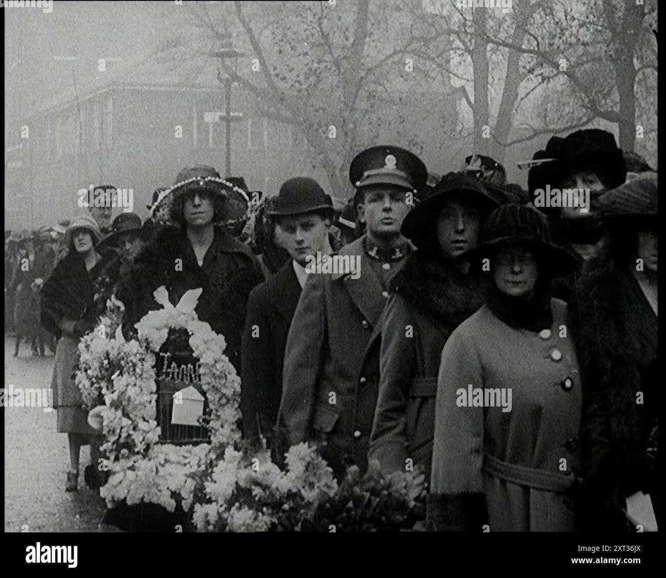 Crowds of People Filing Past the Cenotaph, 1920s. London - remembering ...
