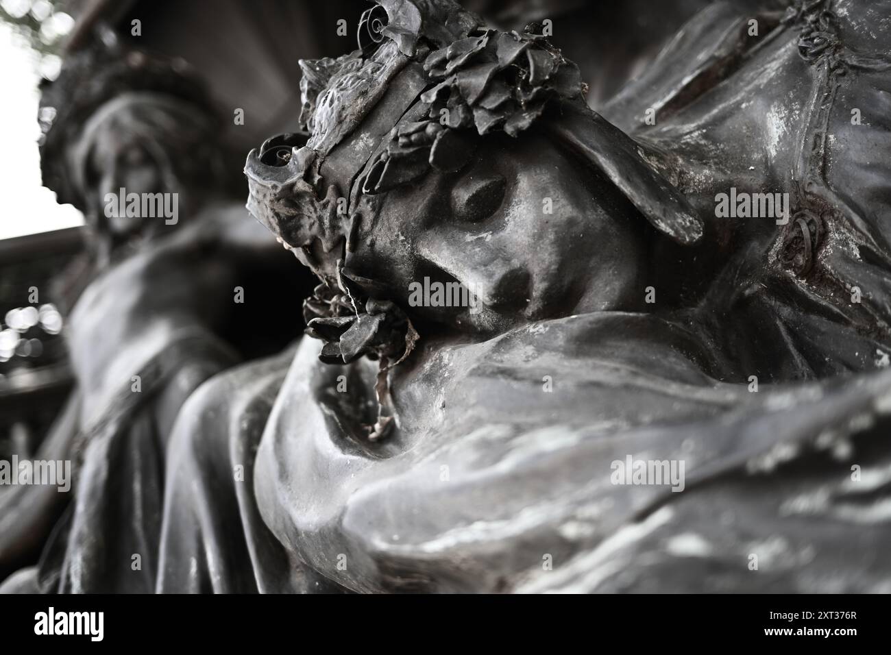 Queen Alexandra Memorial Stock Photo - Alamy