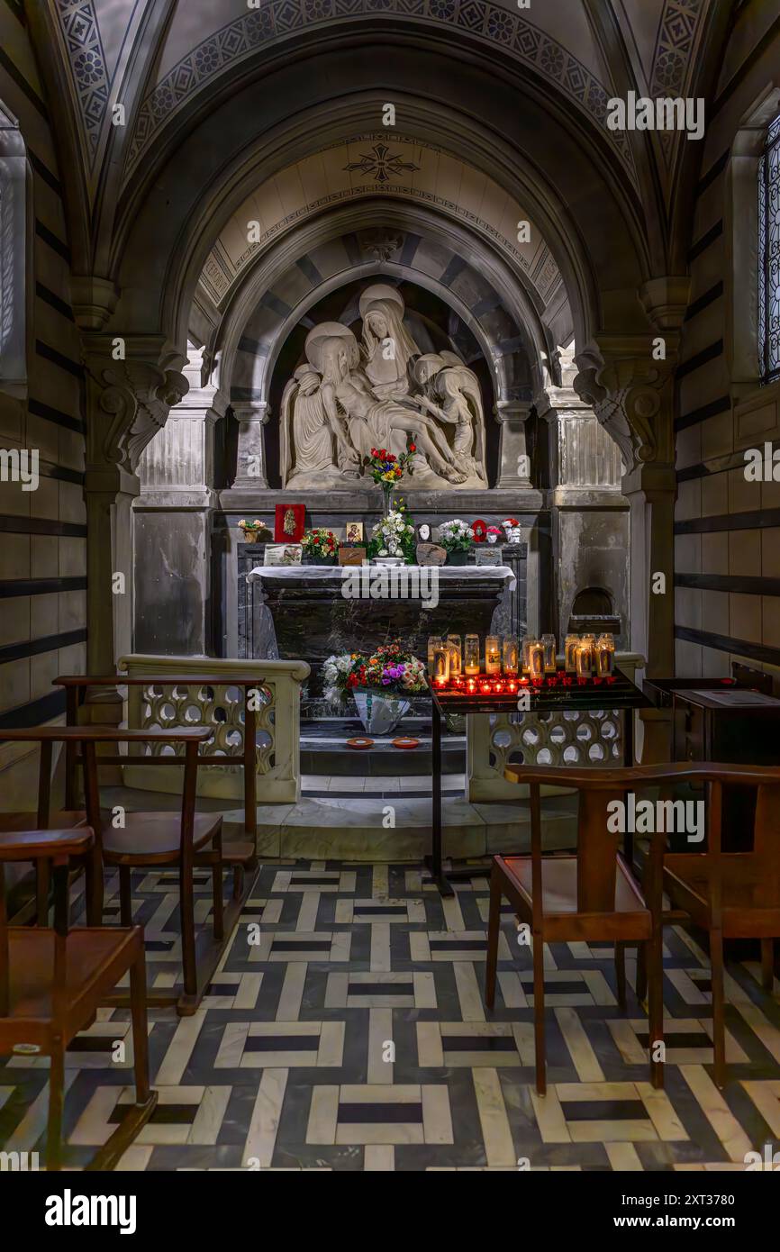 Shots of the interior of Basilique Notre-Dame de Fourvière. Beautifully ...