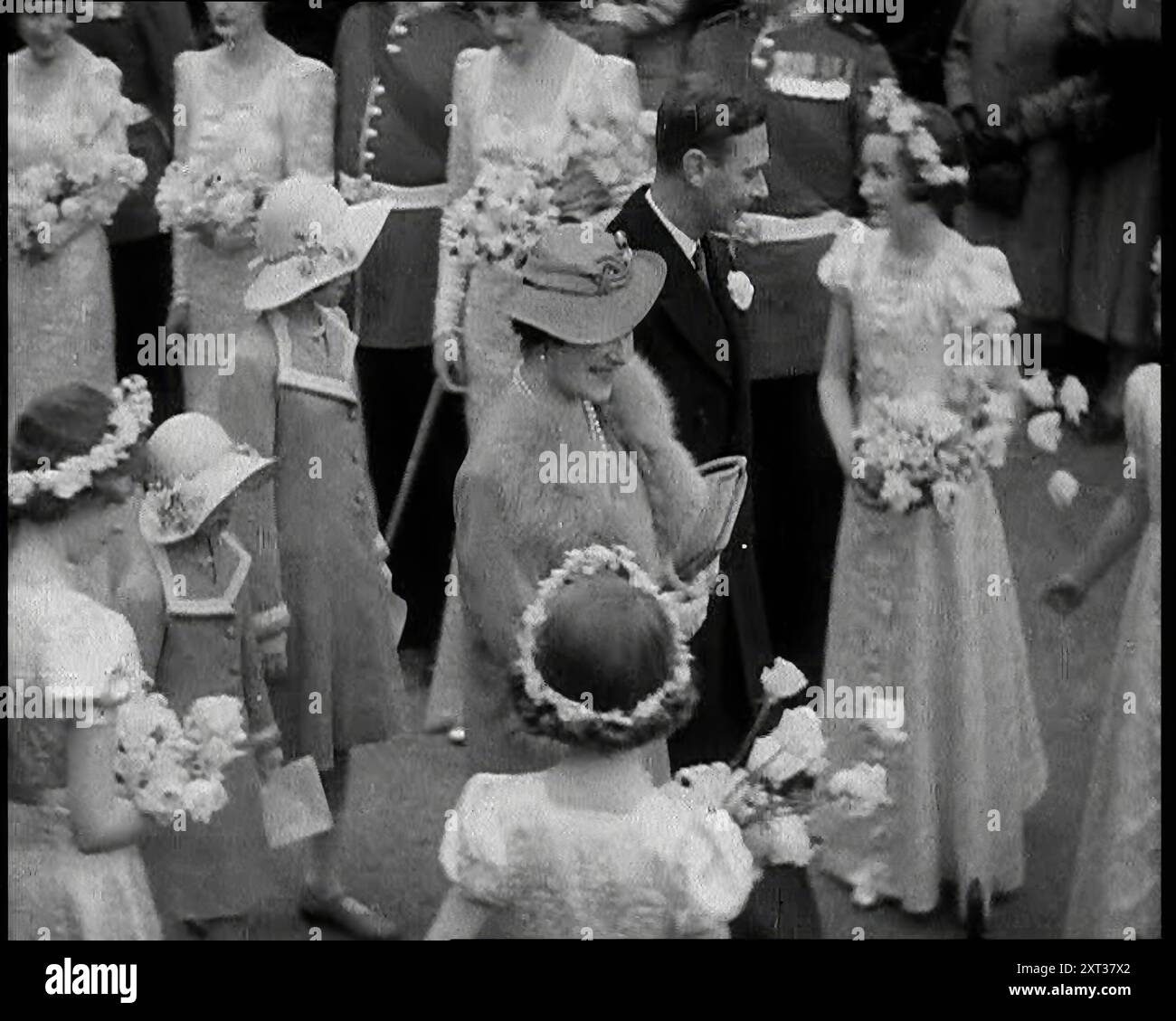 Marriage Procession of Anne Bowes-Lyon and Lieutenant-Colonel Thomas ...